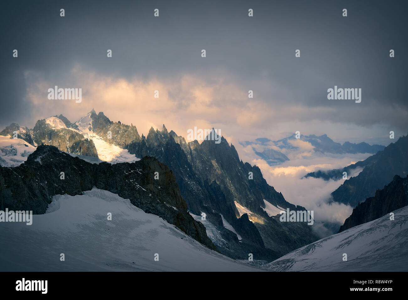 Views from the top of the Mont Blanc Stock Photo - Alamy