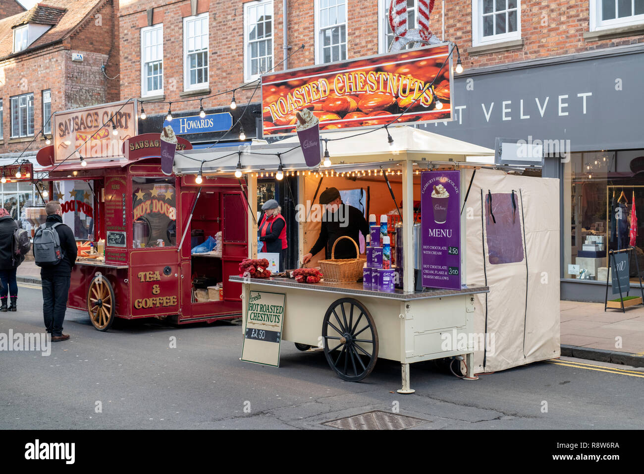 Roasted chestnuts street stall hi-res stock photography and images - Alamy