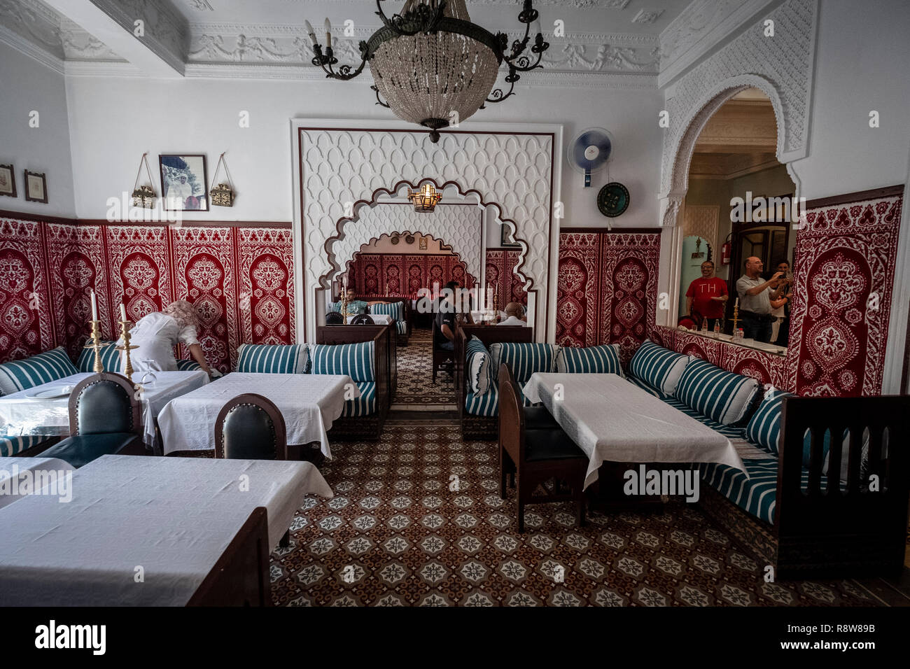 Arab music hi-res stock photography and images - Alamy