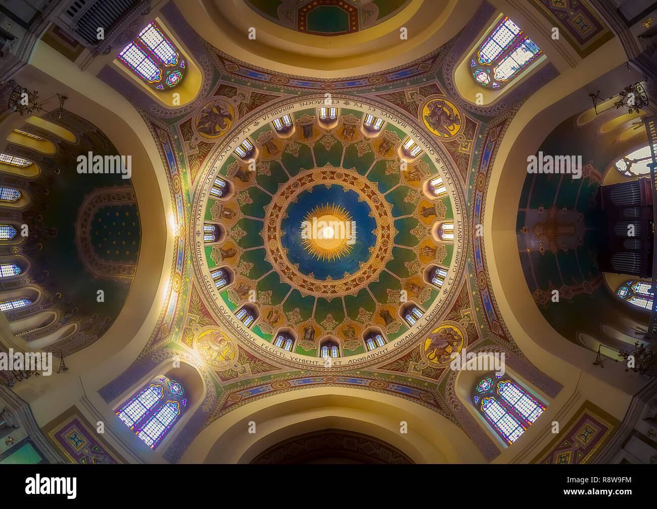 Byzantine revival architecture hi-res stock photography and images - Alamy