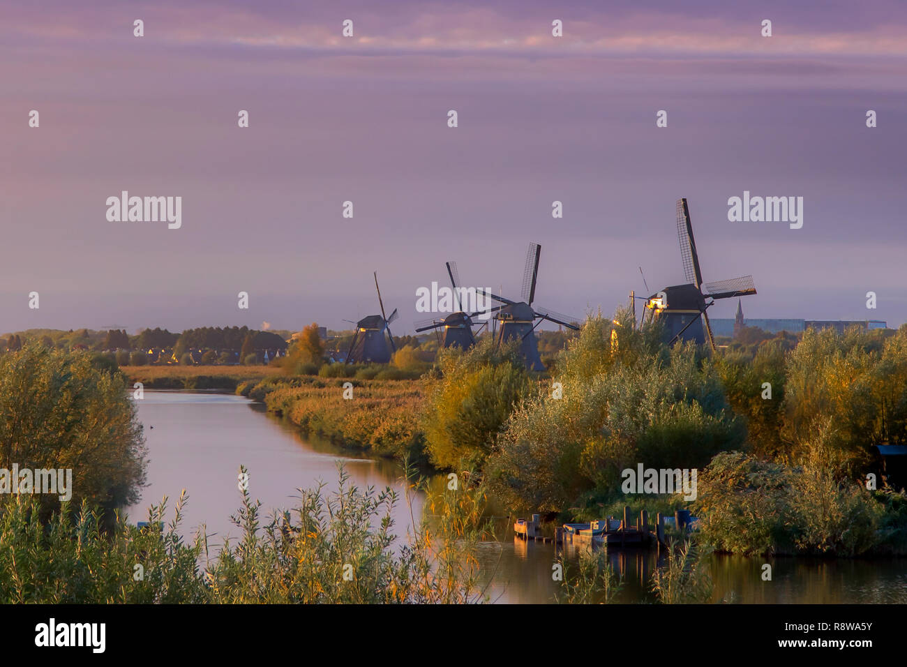 Majestic windmills hi-res stock photography and images - Alamy