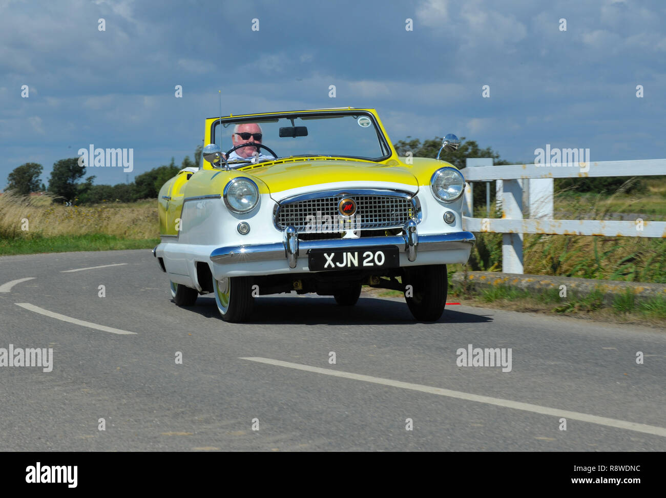Austin/Nash Metropolitan (1953-1961) tiny Anglo American car Stock ...
