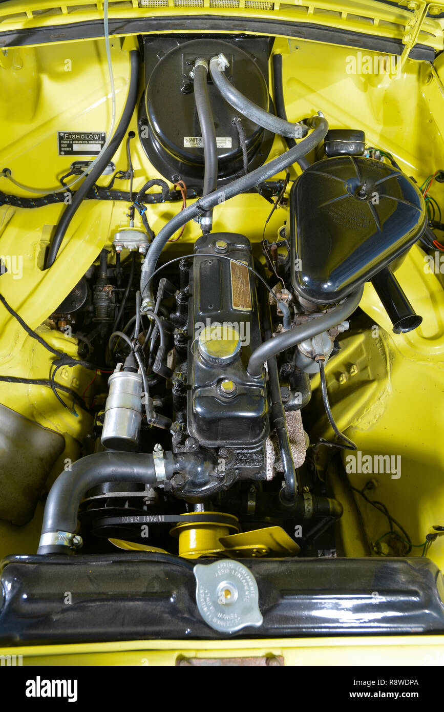 Austin/Nash Metropolitan (1953-1961) tiny Anglo American car Stock ...