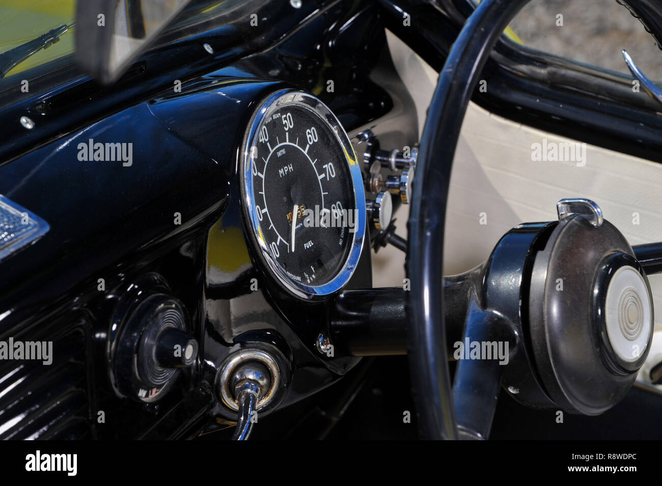 Austin/Nash Metropolitan (1953-1961) tiny Anglo American car Stock ...