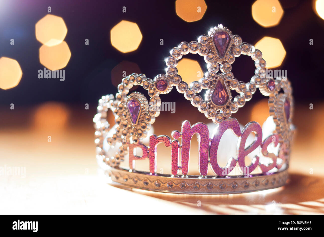Childs tiara hi-res stock photography and images - Alamy