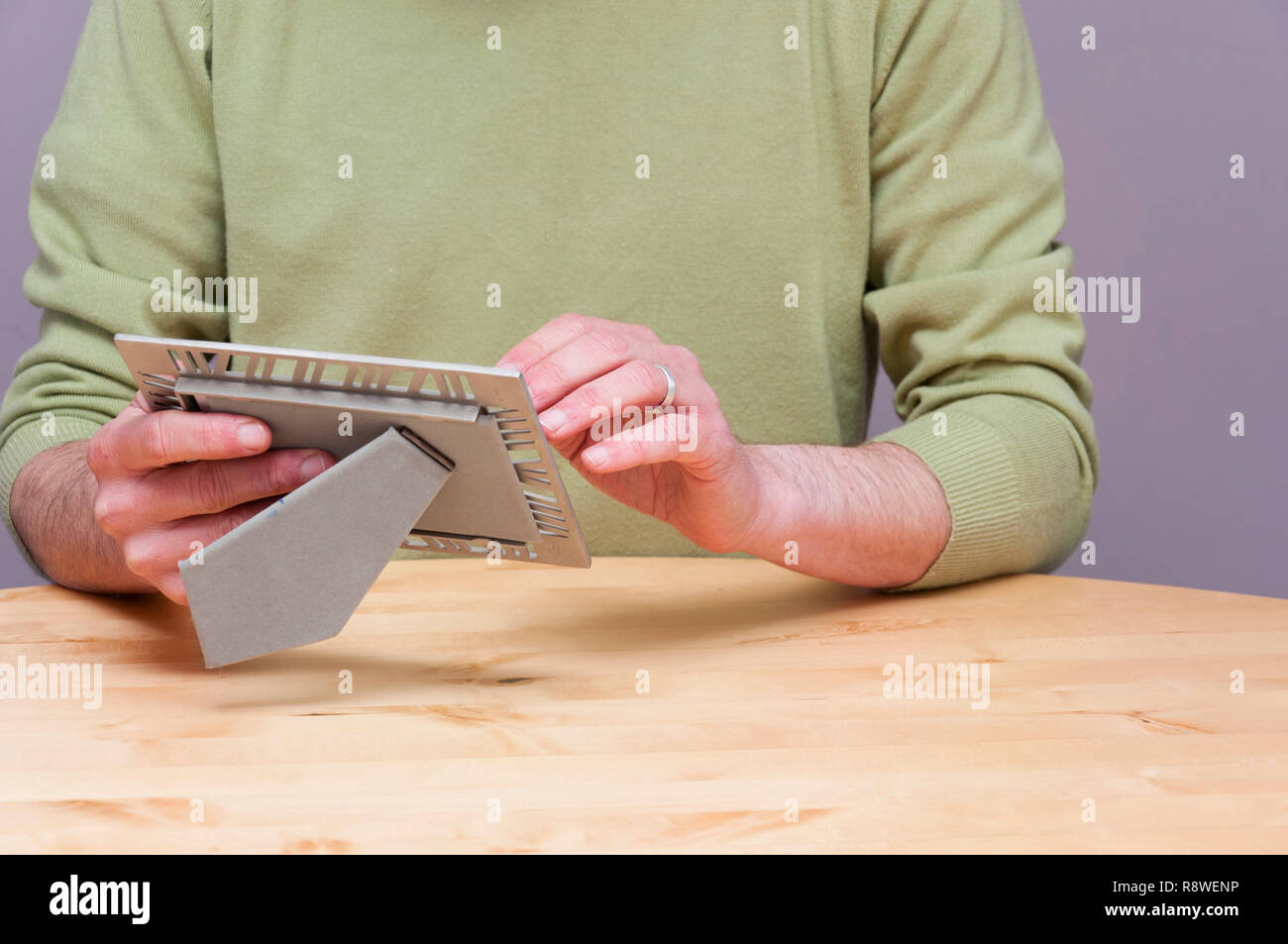 Bereavement hi-res stock photography and images - Alamy