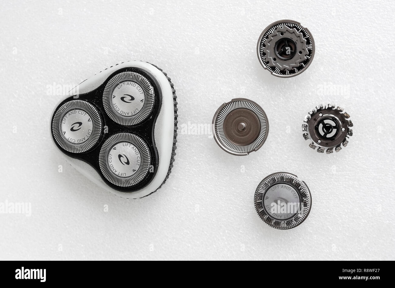 Replacement cutting head and cutters for a Philips electric shaver ...