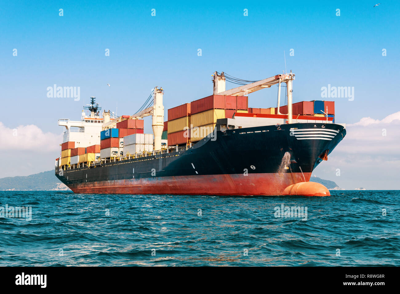 Global container transportation hi-res stock photography and images - Alamy