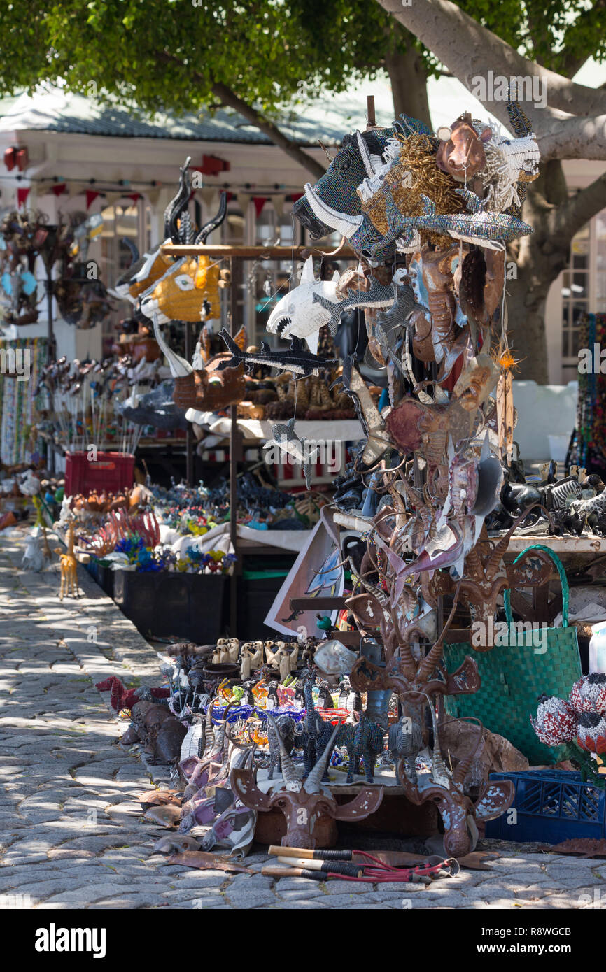African products stall hi-res stock photography and images - Alamy