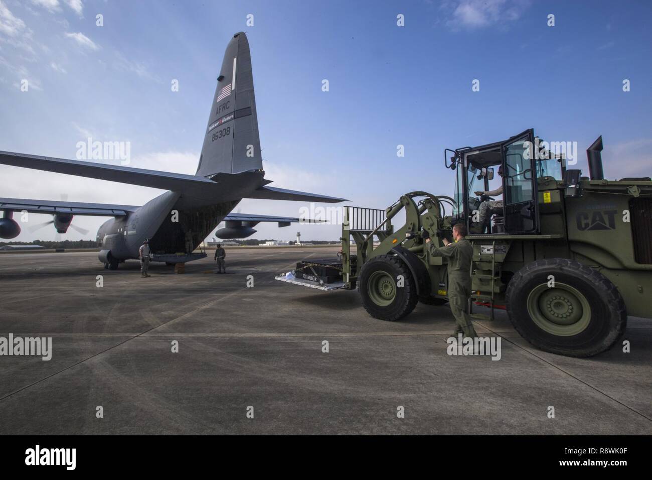 35th aerial port squadron hi-res stock photography and images - Alamy