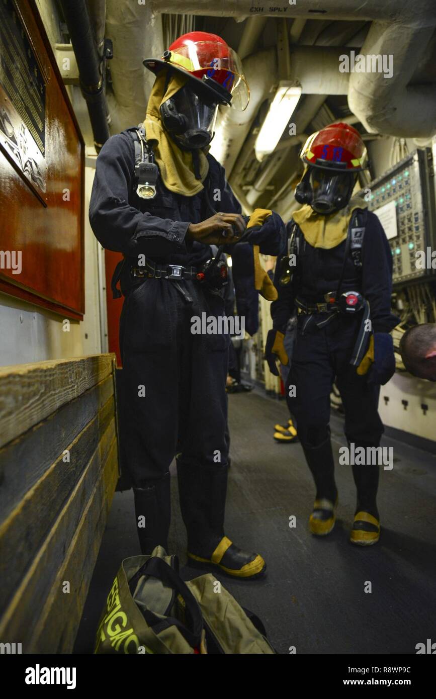 ATLANTIC OCEAN (March 10, 2017) – Damage Controlman 3rd Class Larry ...