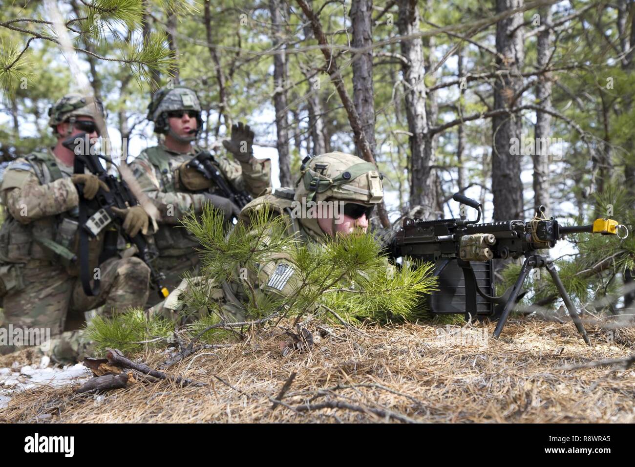 506th parachute infantry regiment hi-res stock photography and images ...