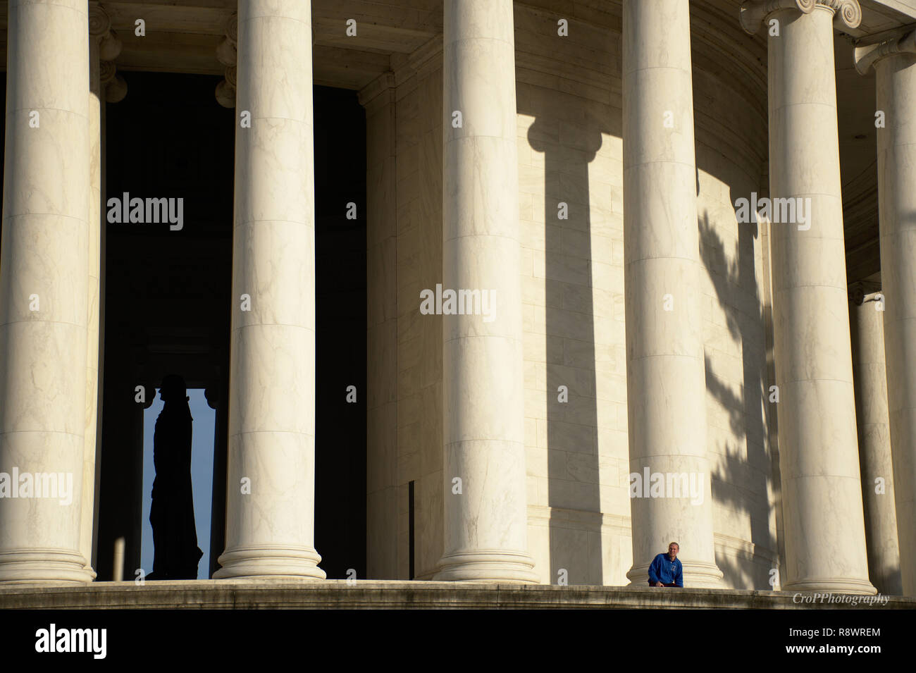 Tourist visiting the Jefferson Memorial in Washington DC Stock Photo ...