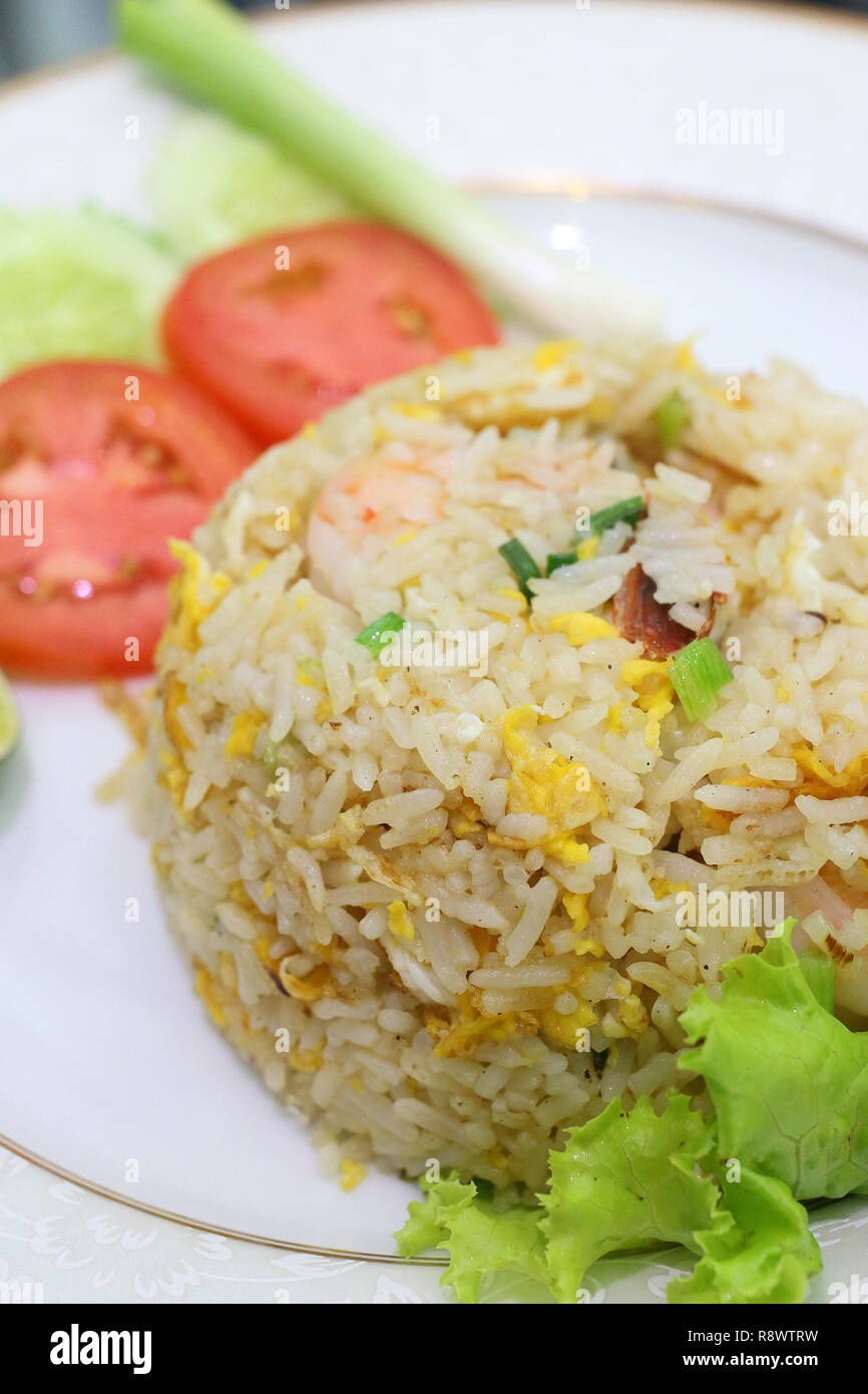 Thai fried rice hi-res stock photography and images - Alamy