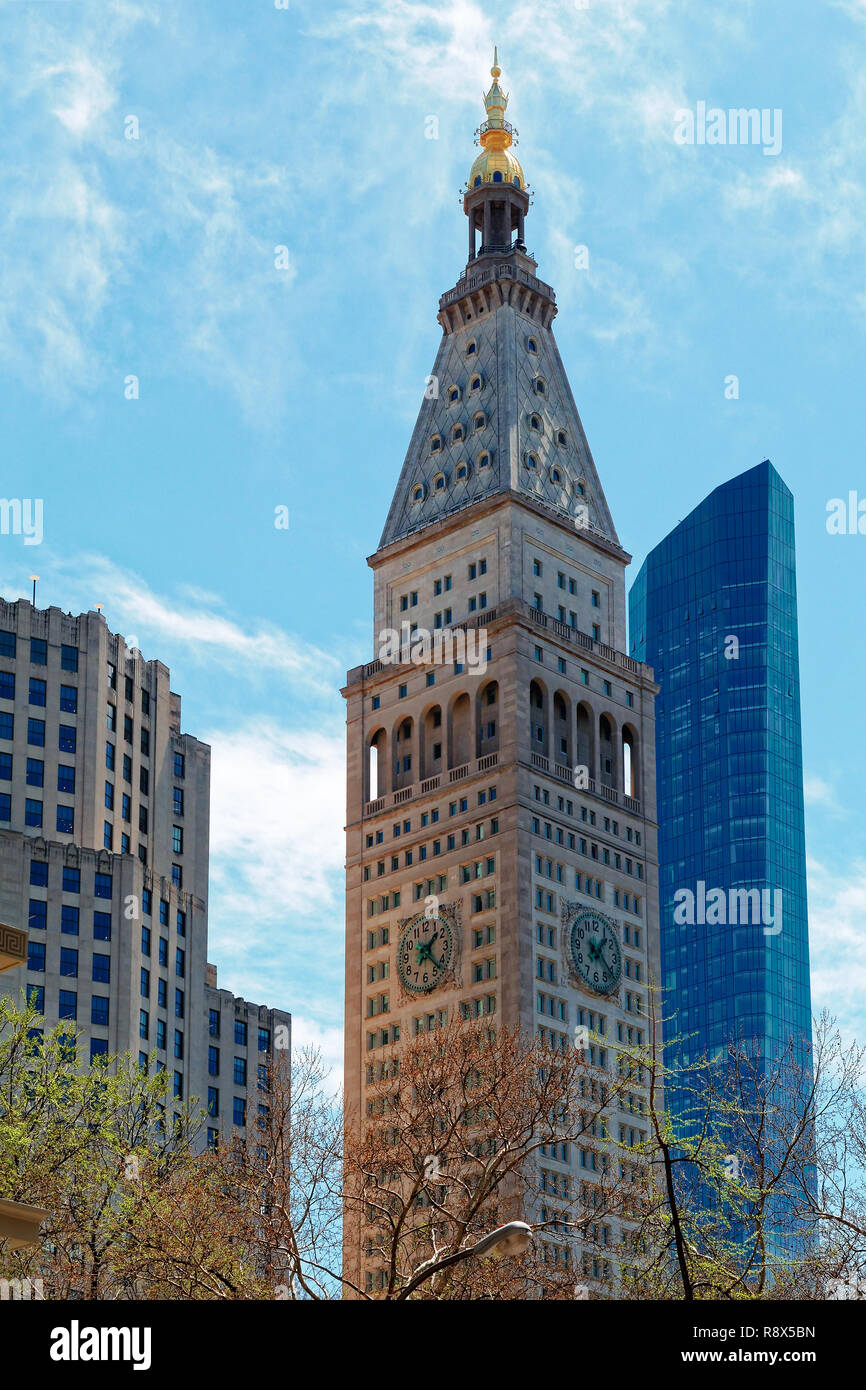 Clock tower metropolitan life insurance hi-res stock photography and ...