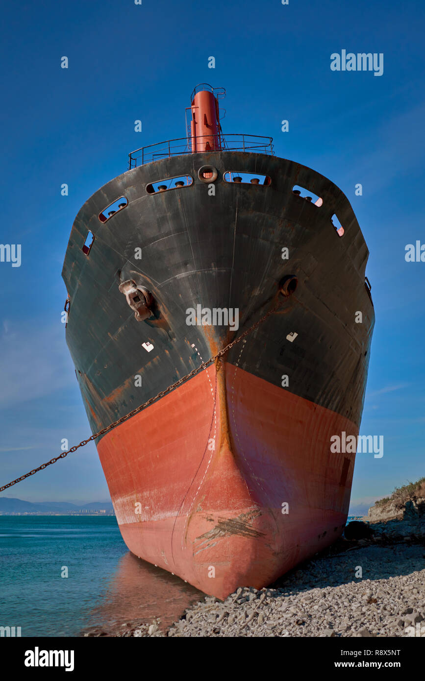 cargo ship stranded Stock Photo - Alamy