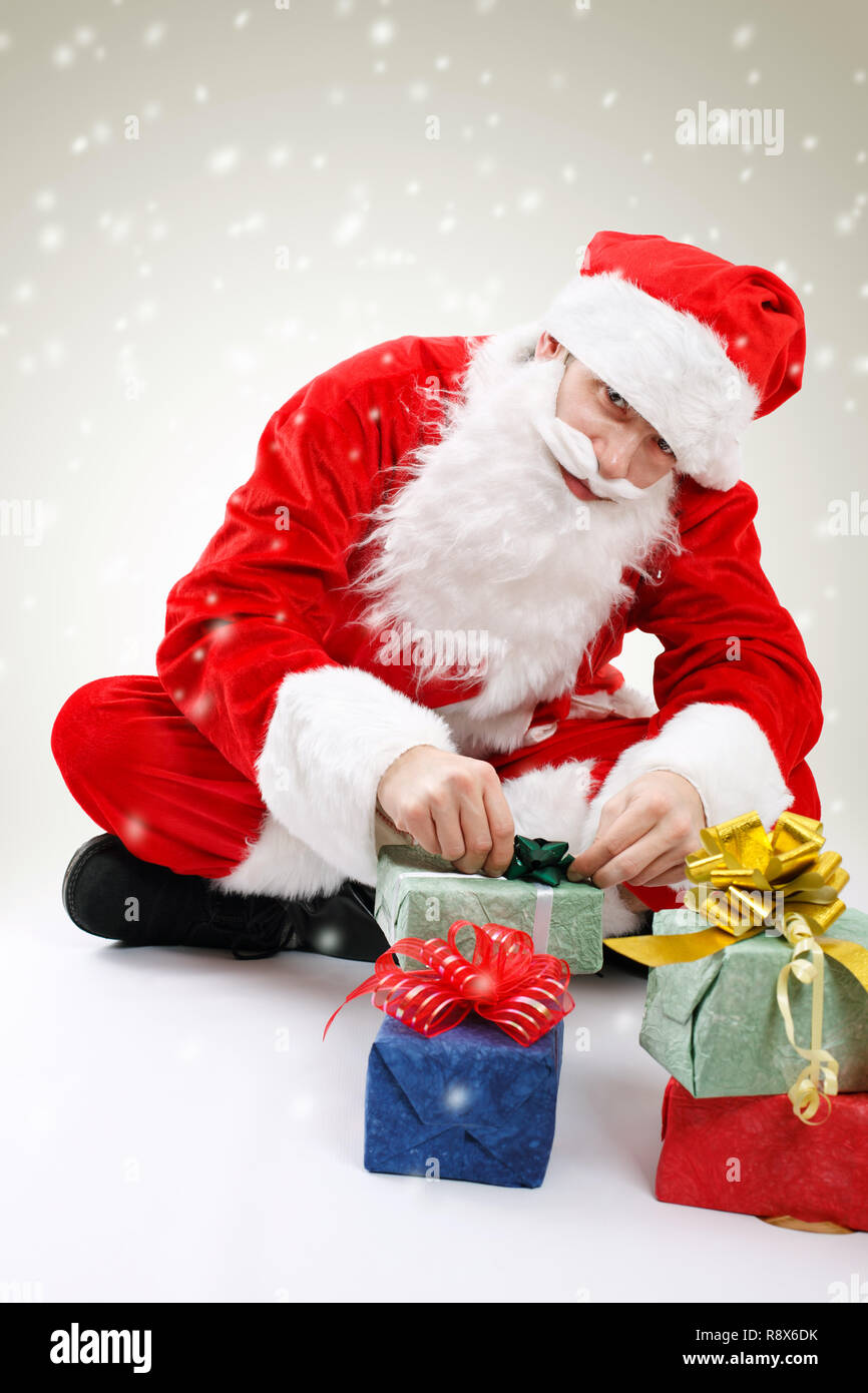 Packed Gifts High Resolution Stock Photography and Images - Alamy