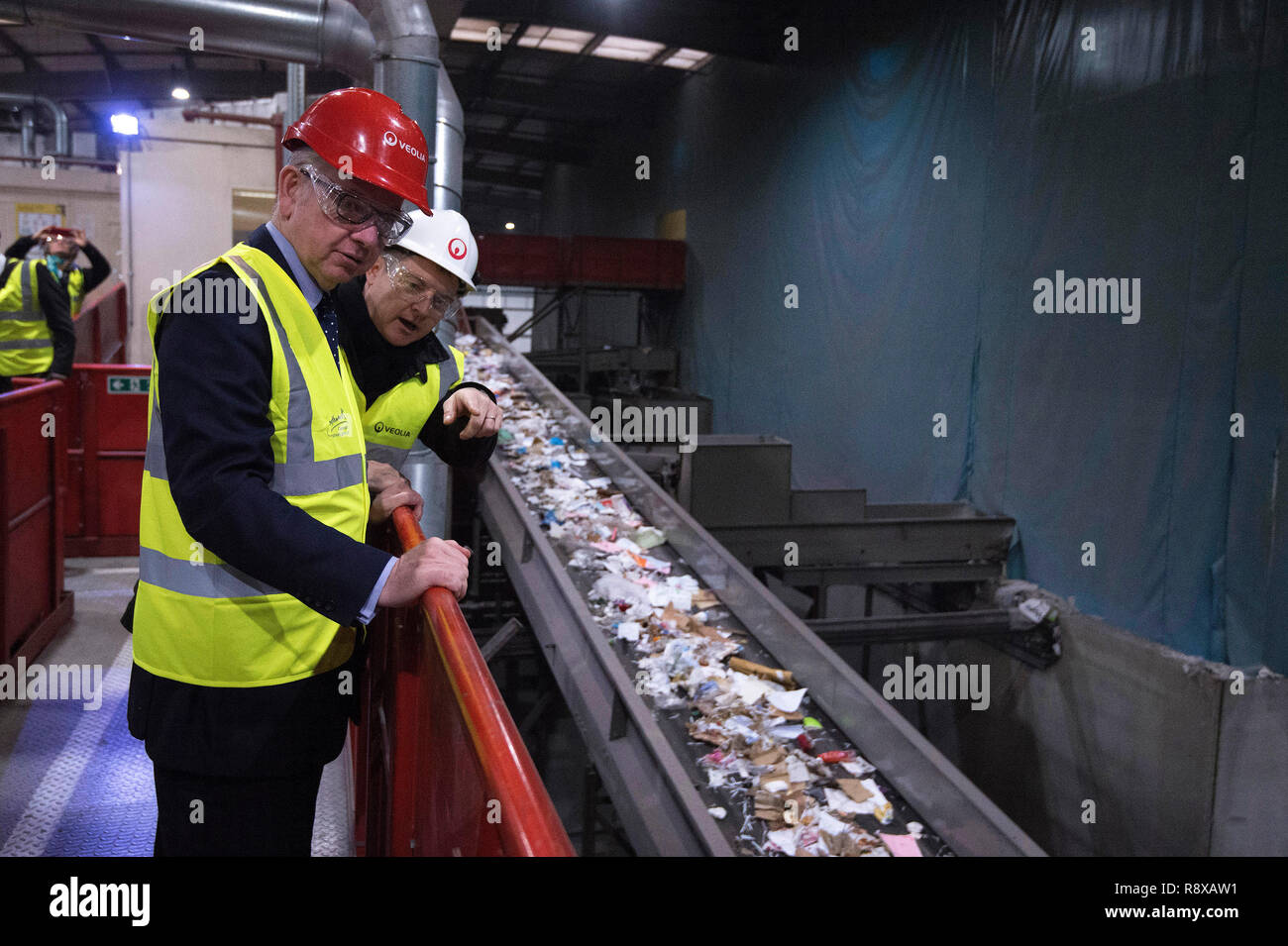 Veolia integrated waste management facility in southwark hi-res stock ...
