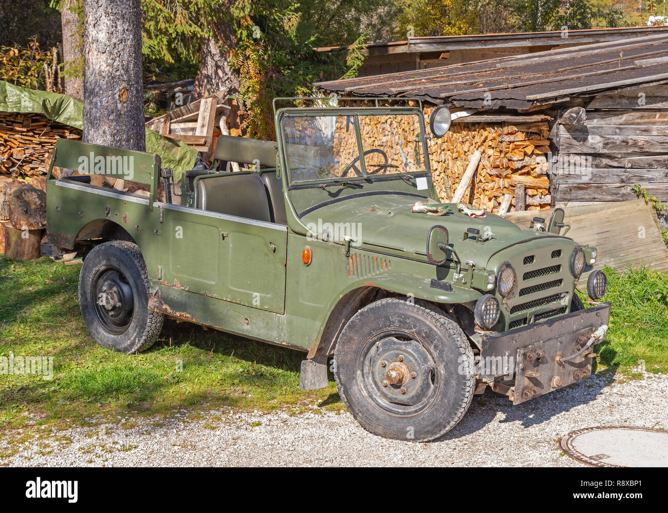 Old military cross-country vehicle Stock Photo - Alamy