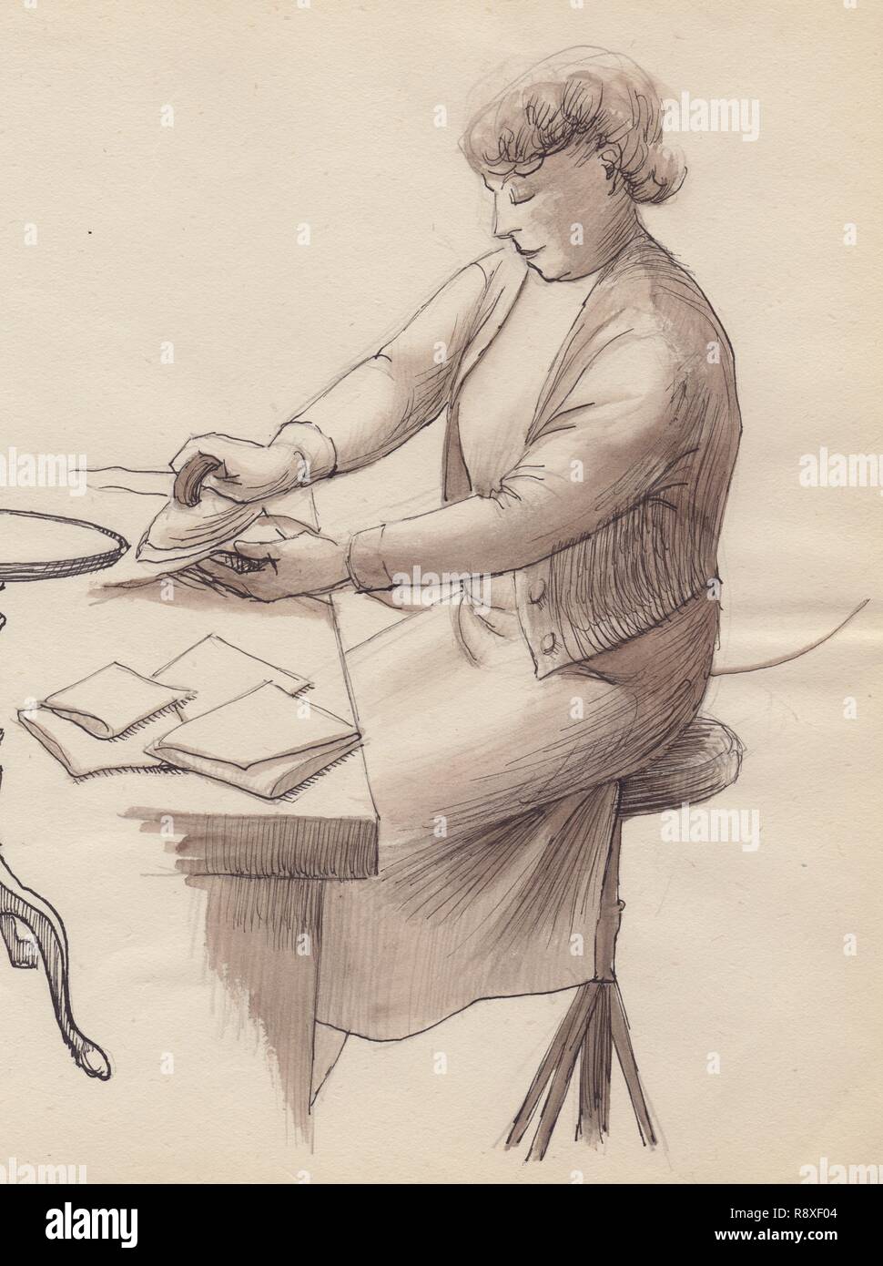 Woman ironing 1950's hi-res stock photography and images - Alamy