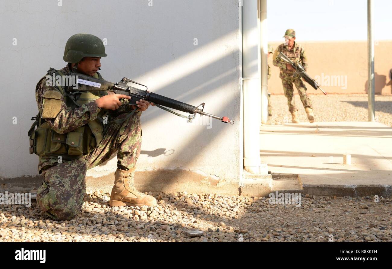 Army drill position hi-res stock photography and images - Alamy