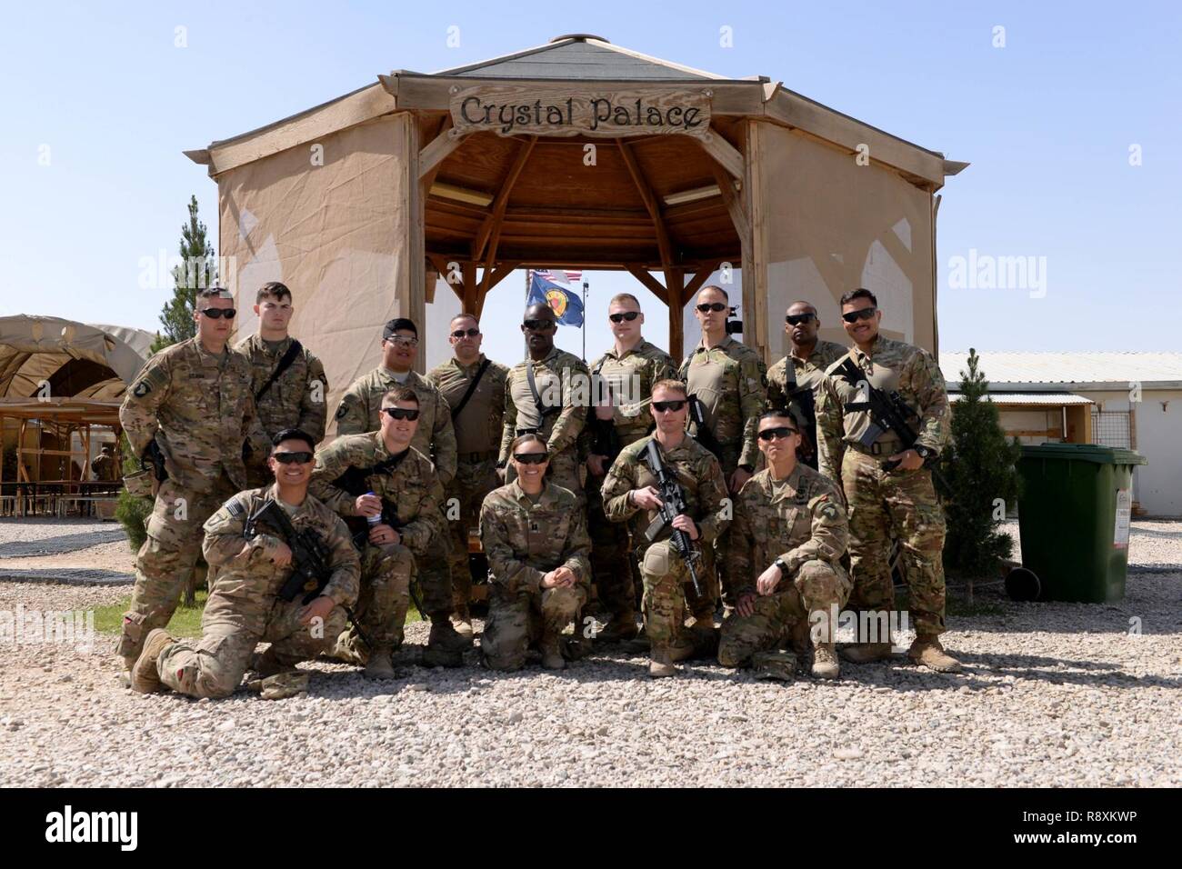 Airborne forward surgical team hi-res stock photography and images - Alamy