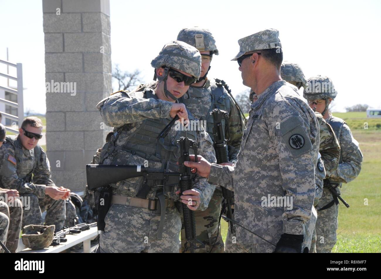 FORT HUNTER LIGGETT, Calif. - The Army Reserve 200th Military Police ...