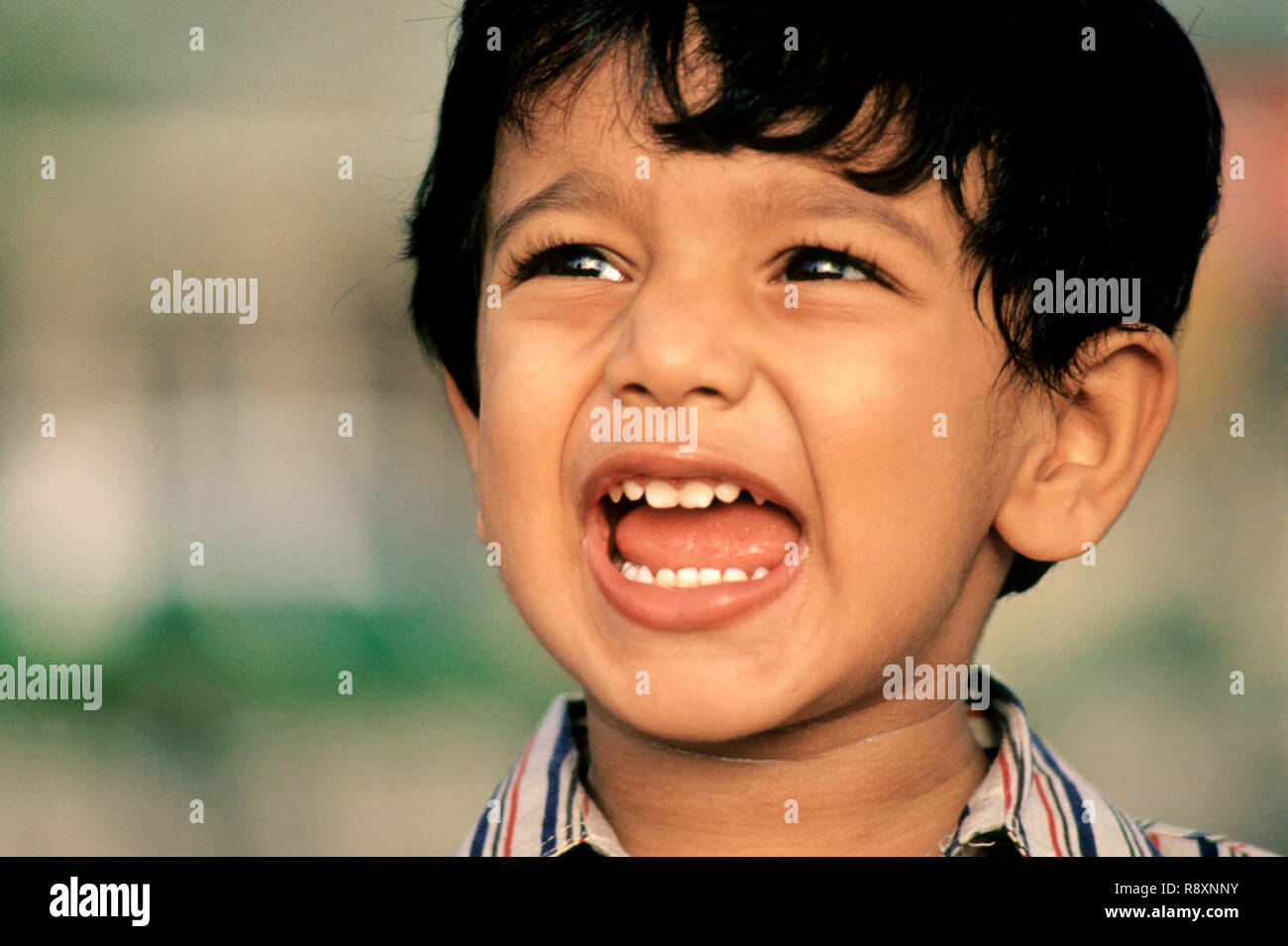 Portrait boy crying hi-res stock photography and images - Alamy