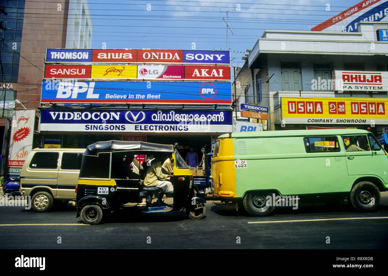 Road sign kerala india hi-res stock photography and images - Alamy