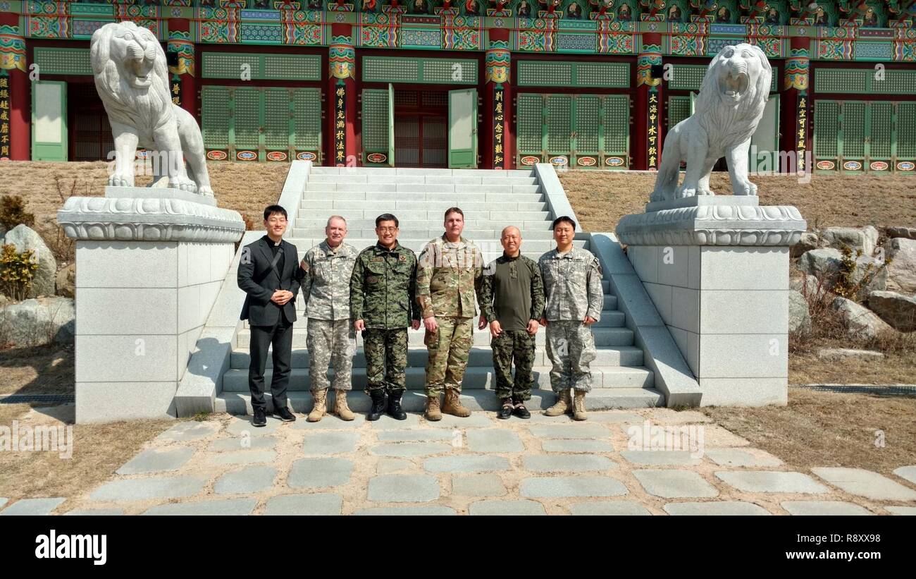 Special operations command korea hi-res stock photography and images ...