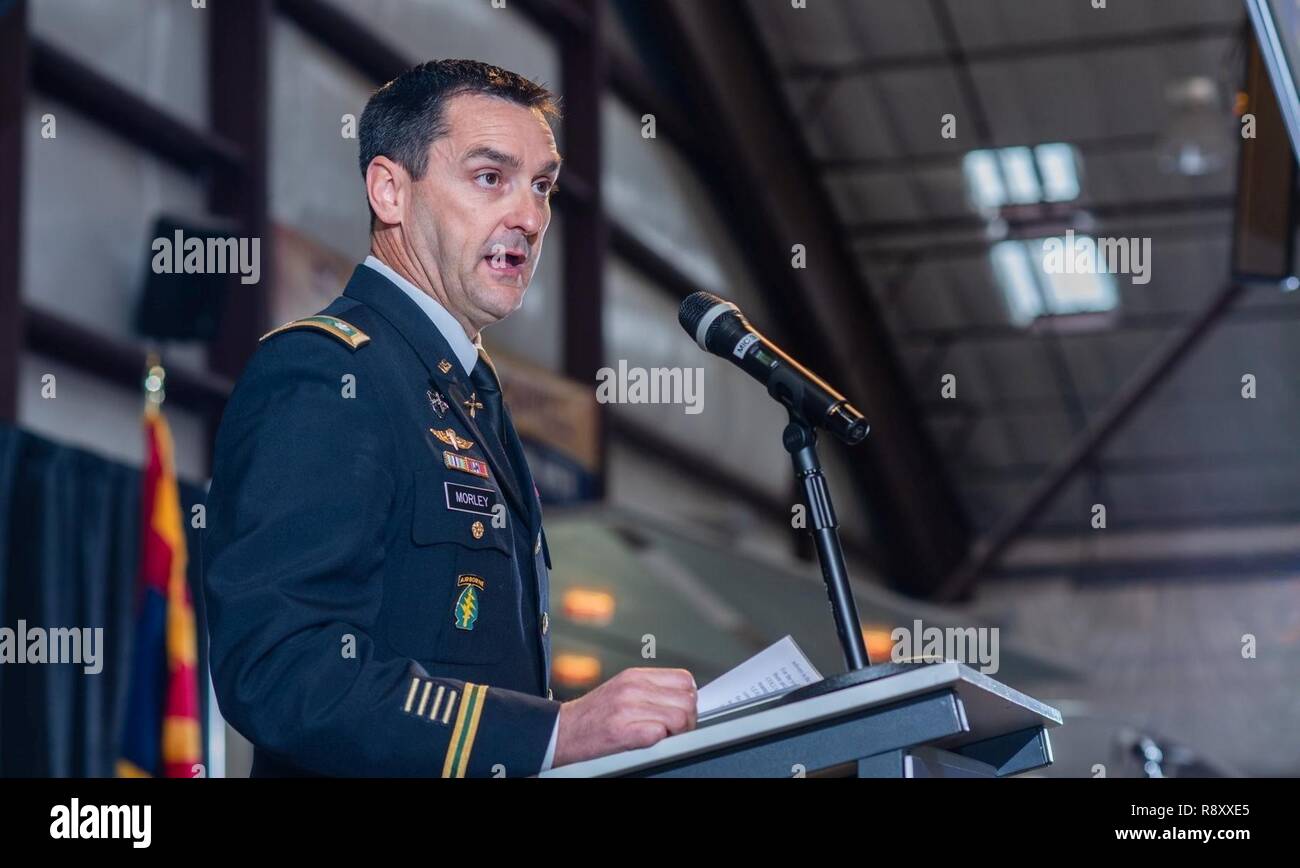 Lt. Col. Scott Morley, commander, Phoenix Recruiting Battalion ...