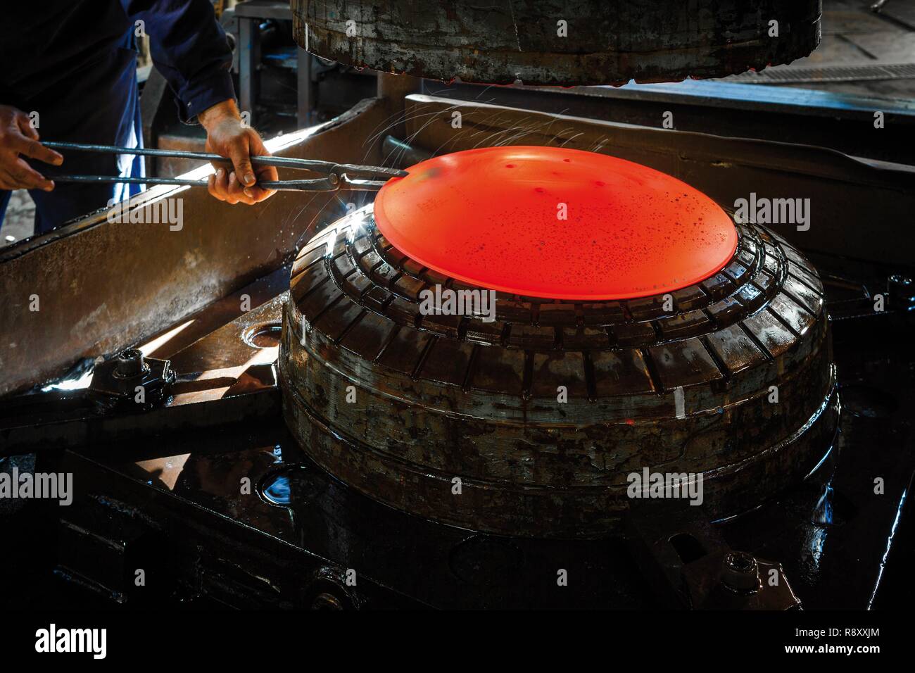 Forging machine hi-res stock photography and images - Alamy