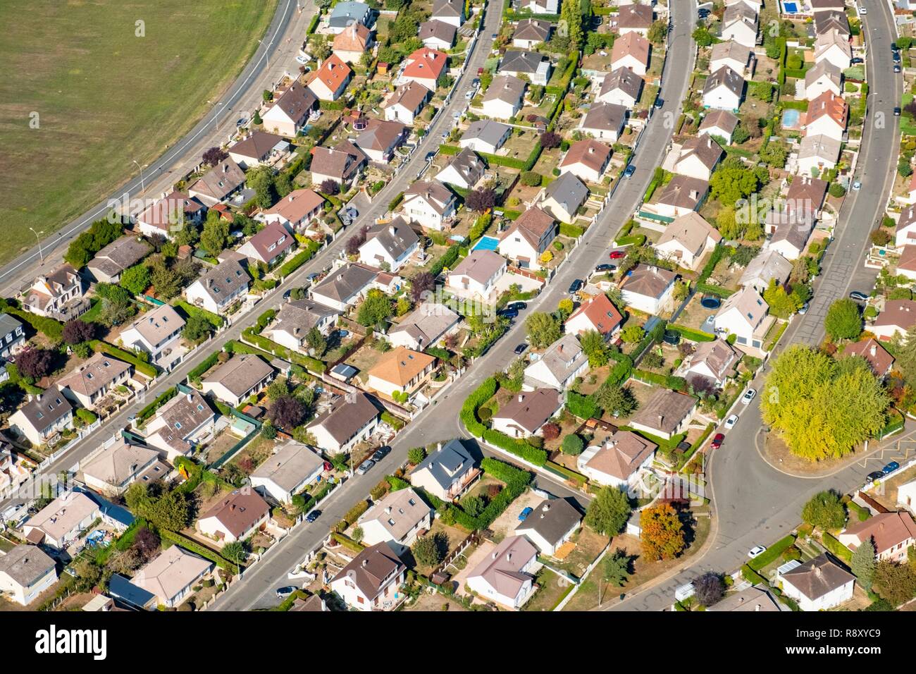 Neighborhood aerial view hi-res stock photography and images - Alamy