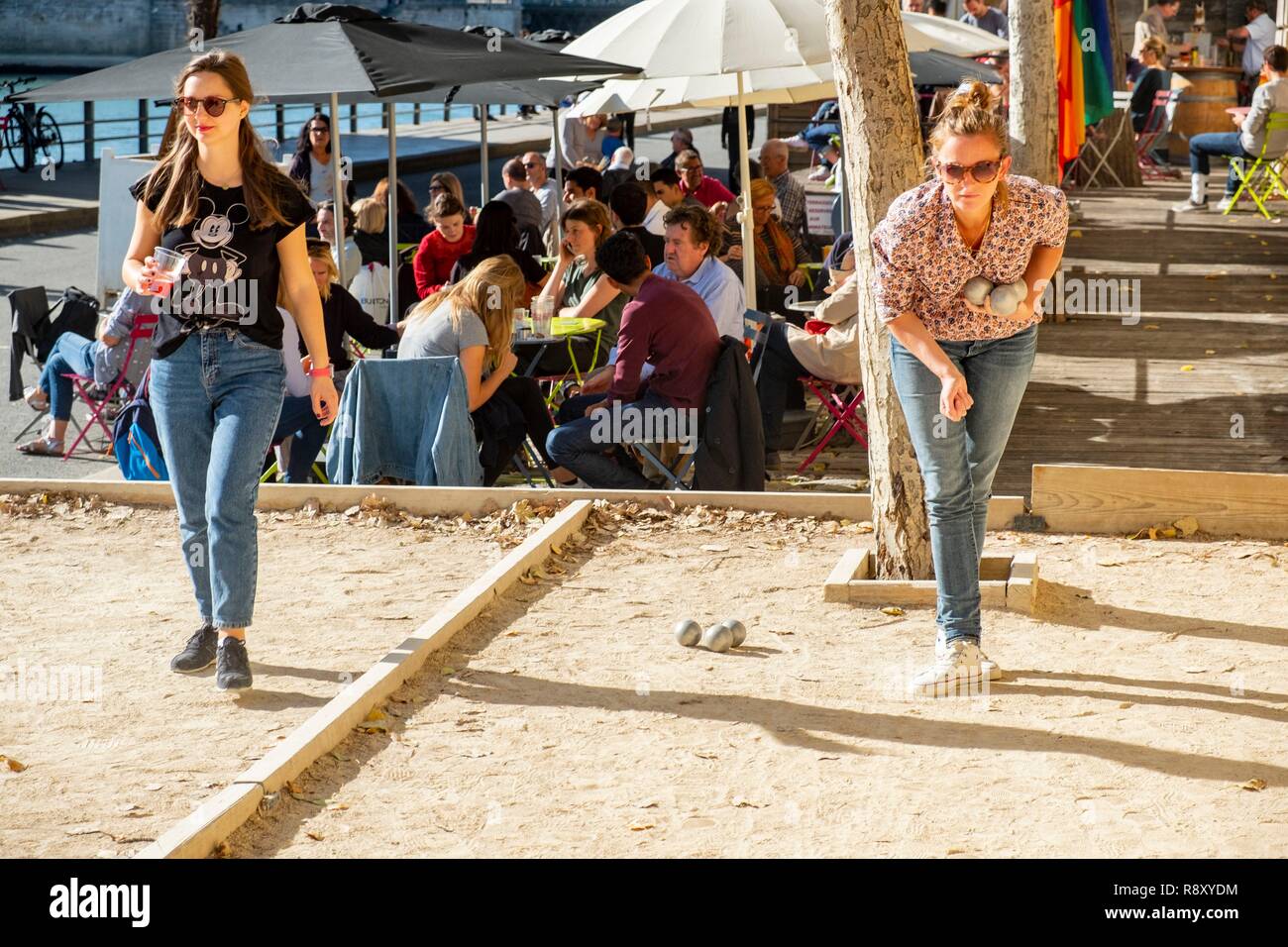 France, Paris, Parc des Rives de Seine, game of petanque Stock Photo ...