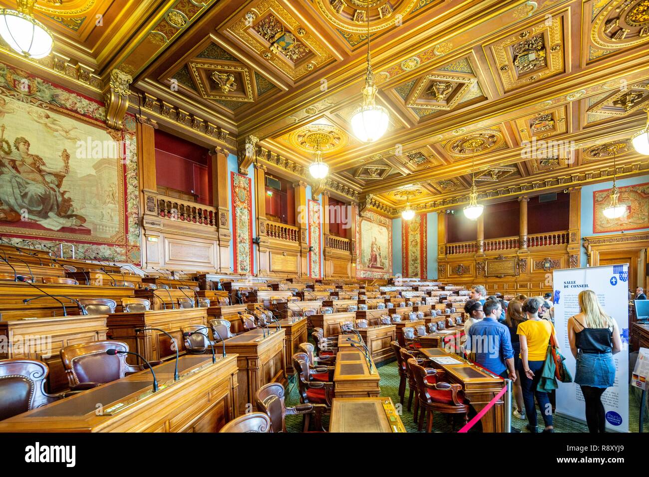 City europe paris hi-res stock photography and images - Alamy