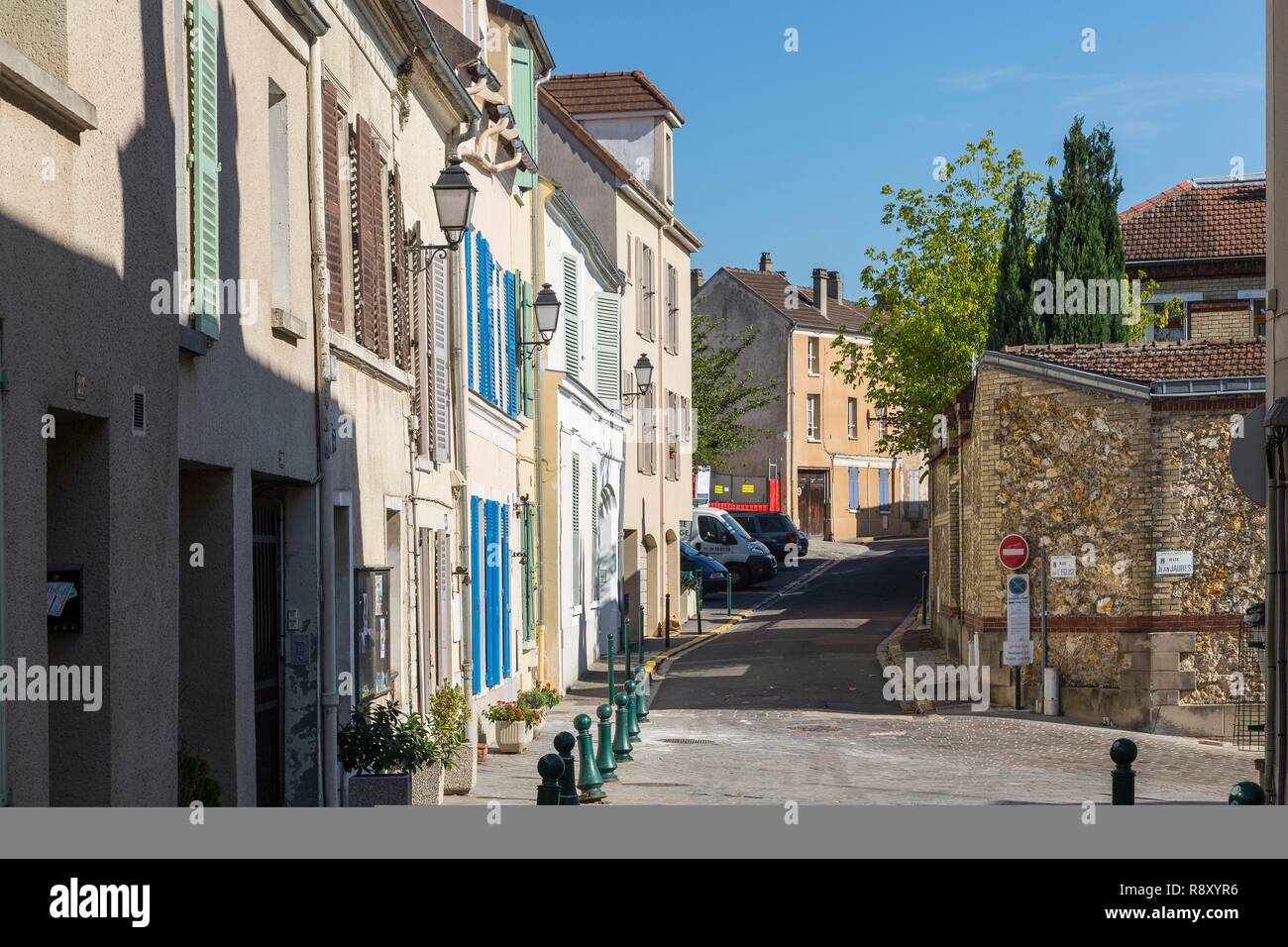 Andresy hi-res stock photography and images - Alamy