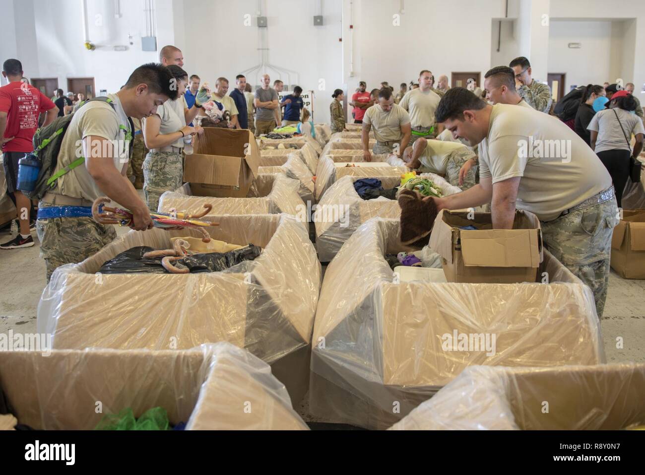 374 train hi-res stock photography and images - Alamy