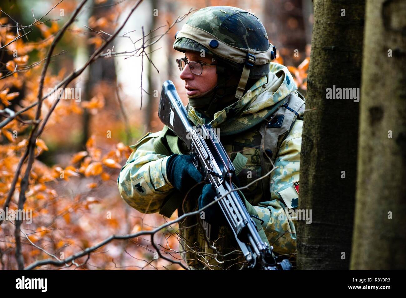 Albanian Army Stock Photos & Albanian Army Stock Images - Alamy