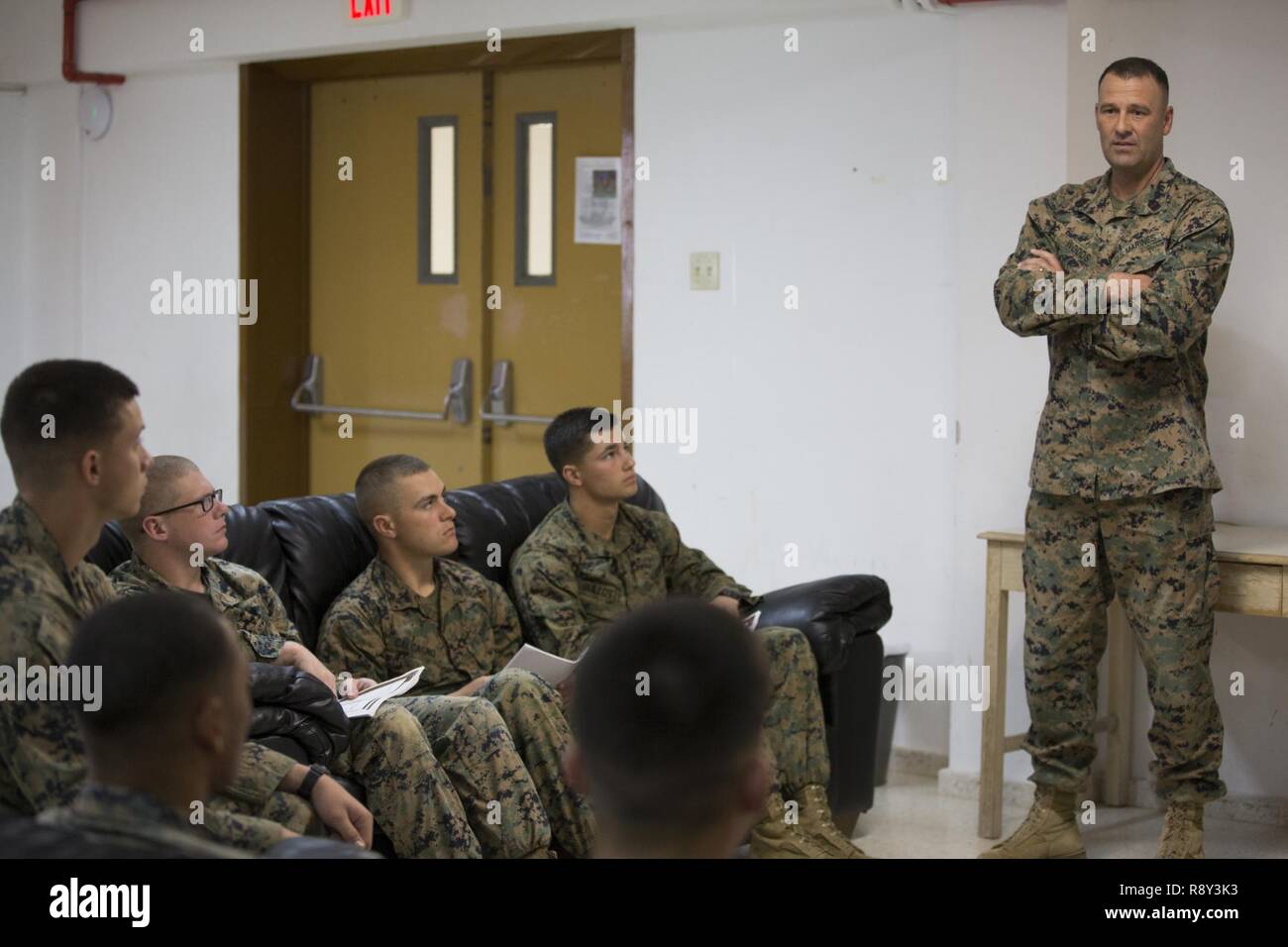 Lance corporal leadership seminar hi-res stock photography and images ...