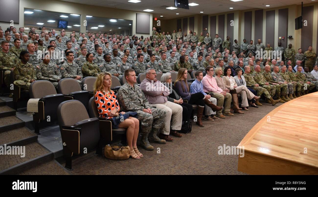 Soldiers with the 1-151st Attack Reconnaissance Battalion, 59th ...