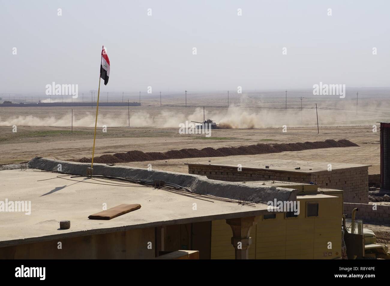 Us military humvee in iraq hi-res stock photography and images - Alamy