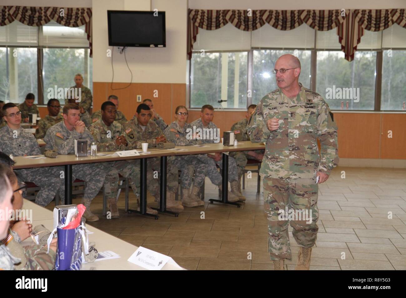 Commanding General of the 3rd Medical Command Deployment Support, Major ...