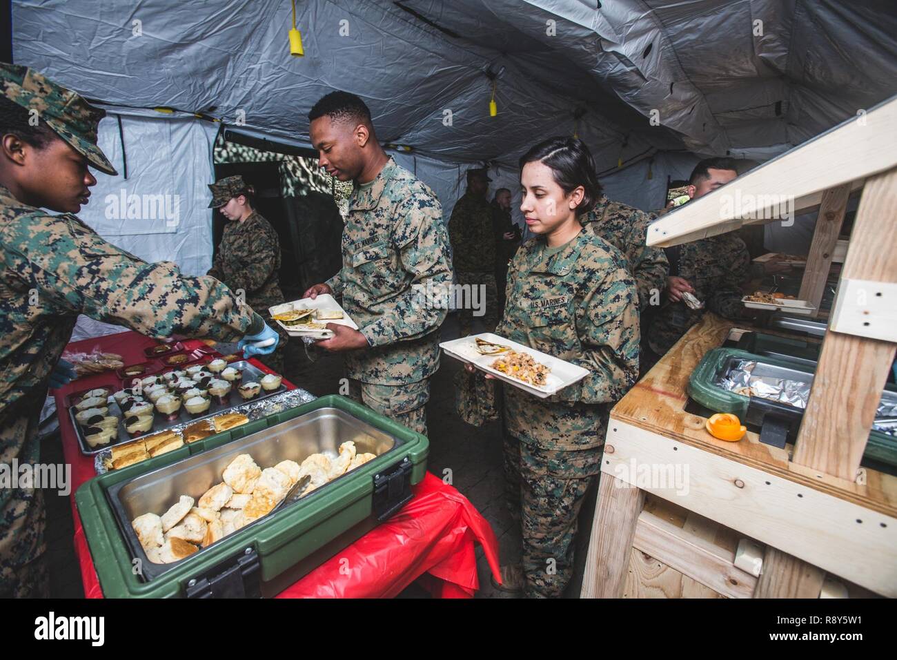 Soldier field food 2017 hi-res stock photography and images - Alamy