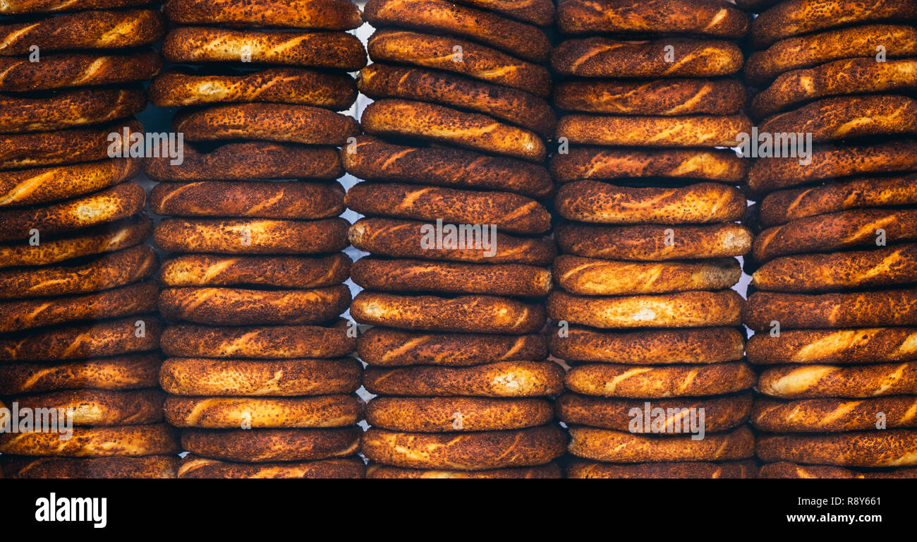 Istanbul simit stand hi-res stock photography and images - Alamy