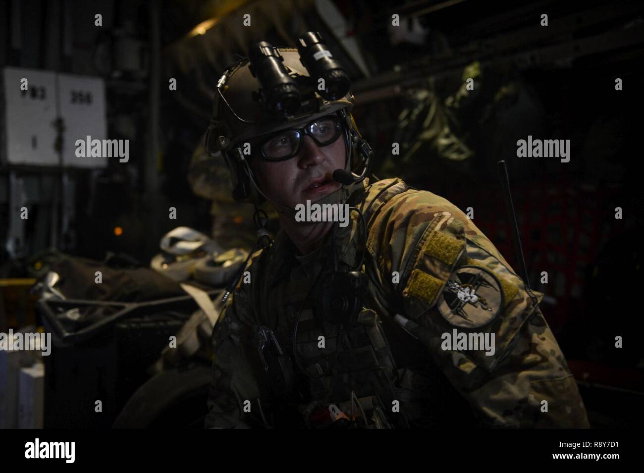 U s air force independent duty hi-res stock photography and images - Alamy