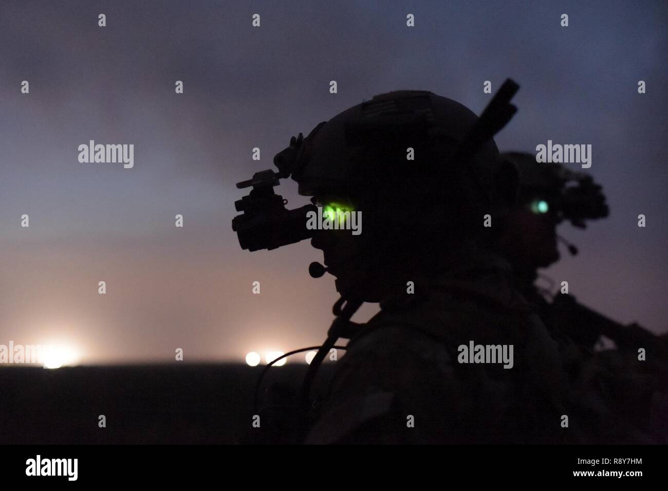 U.S. Soldiers assigned to the 7th Special Forces Group conduct urban ...