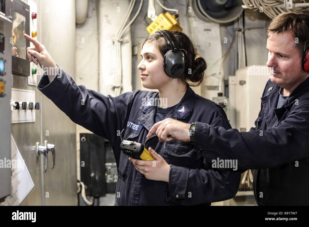 ATLANTIC OCEAN (Mar. 4, 2017) Senior Chief Engineman Jason Lindsey ...