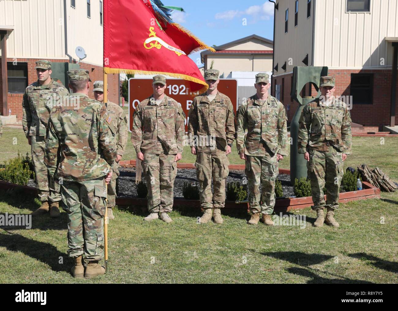 U.S. Soldiers, 192nd Ordnance Disposal Battalion (EOD), 52nd Ordnance ...