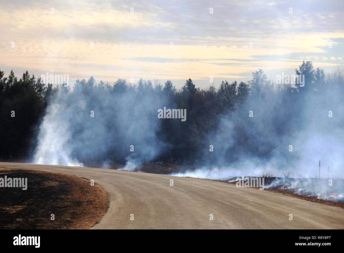 Firefighting fire seasons hi-res stock photography and images - Alamy