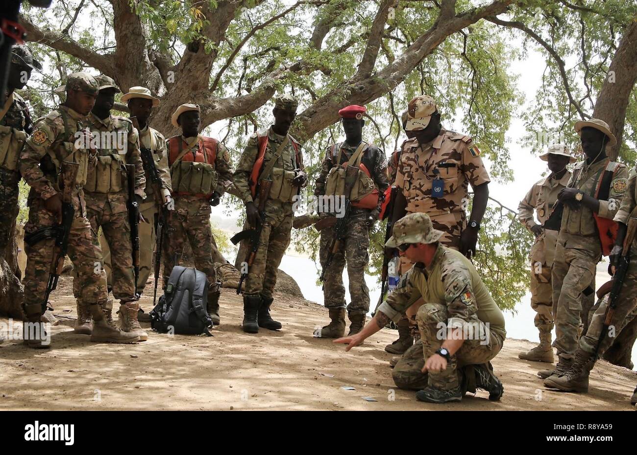 Chadian Soldiers High Resolution Stock Photography and Images - Alamy